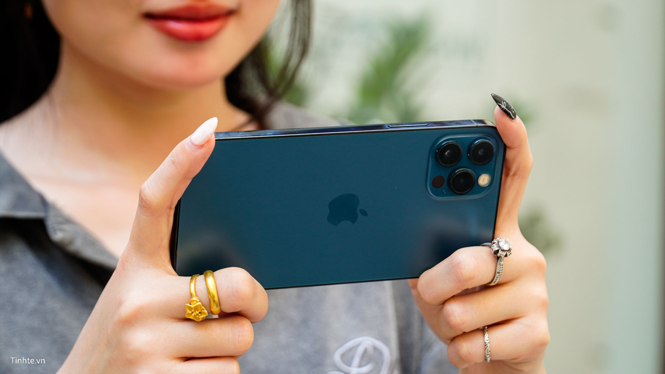 Đánh giá hiệu năng iPhone 12 Pro sau gần 4 năm: Chip A14 vẫn chơi tốt ...
