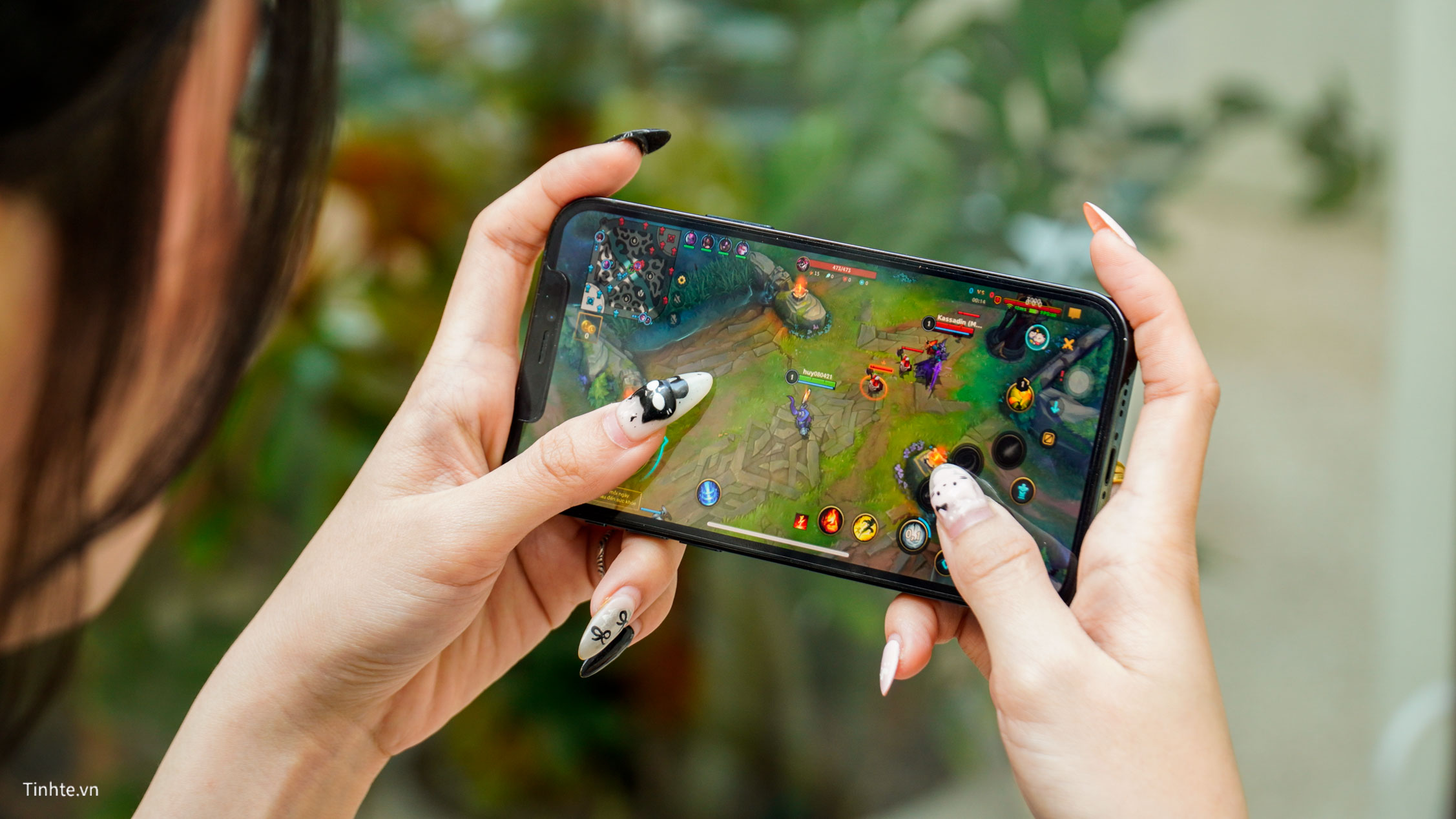 Đánh giá hiệu năng iPhone 12 Pro sau gần 4 năm: Chip A14 vẫn chơi tốt ...