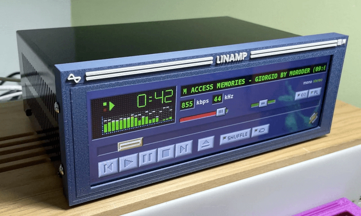 Thanh Niên Chơi Lớn Tự Chế Máy Phát Nhạc Bằng Raspberry Pi Với Giao Diện Huyền Thoại Của Winamp