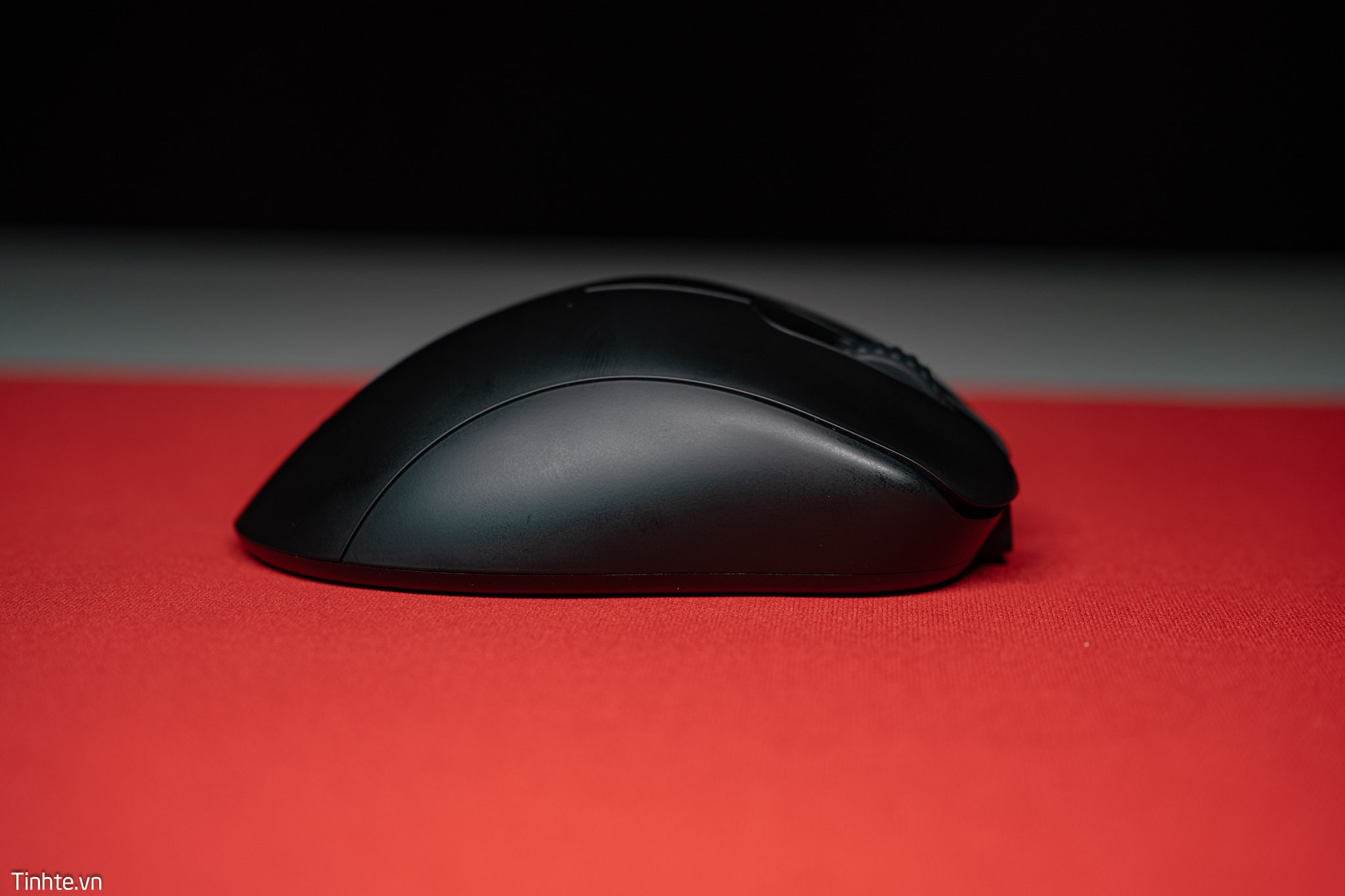 BenQ Zowie EC3-CW: Không phải là tốt nhất, nhưng có thứ quan trọng nhất giữ chân anh em