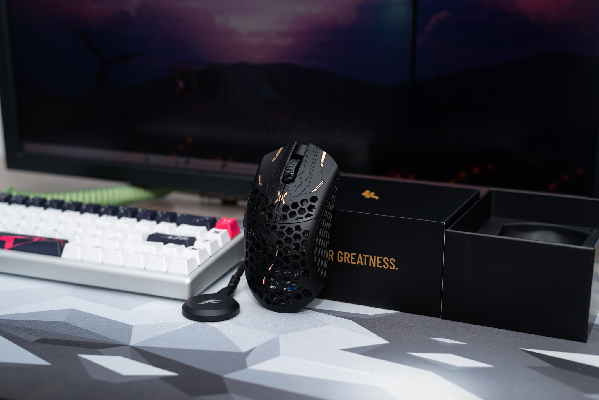 Review Finalmouse UltralightX - Vỏ Carbon Fiber Composite, rất nhẹ, giá ...