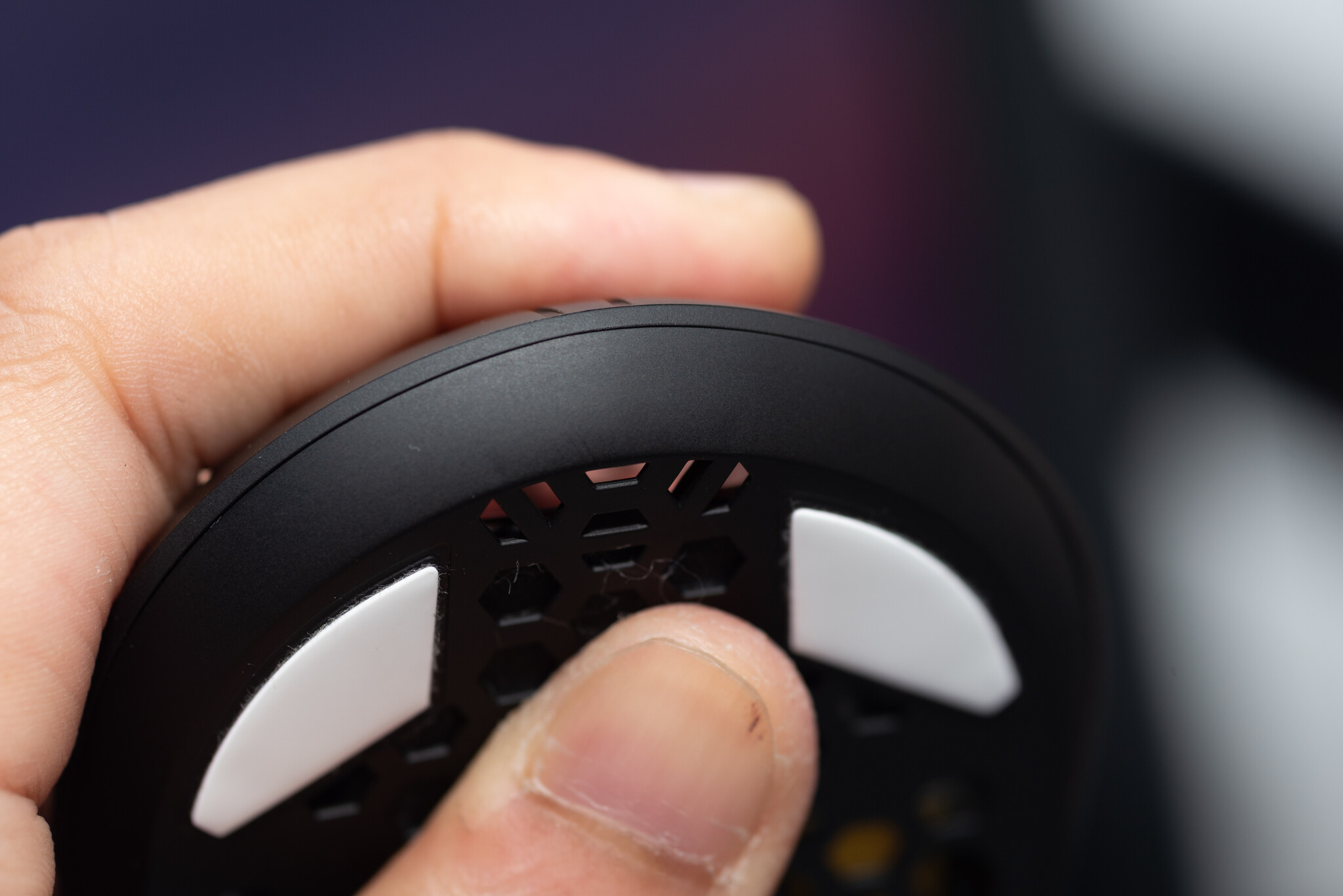 Review Finalmouse UltralightX - Vỏ Carbon Fiber Composite, rất nhẹ, giá ...