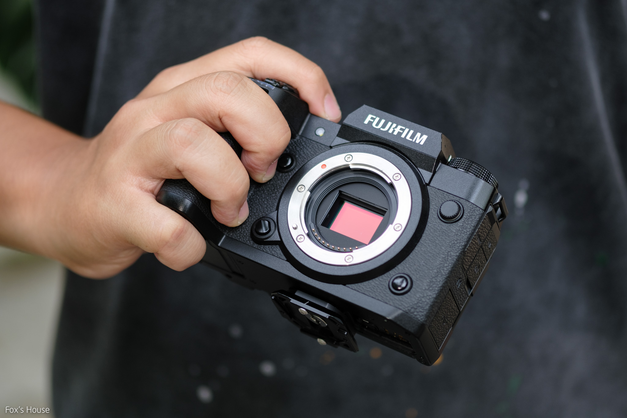 Cập nhật màu film mới REALA ACE cho X-H2S, X-H2, X-T5, X-S20, X100VI