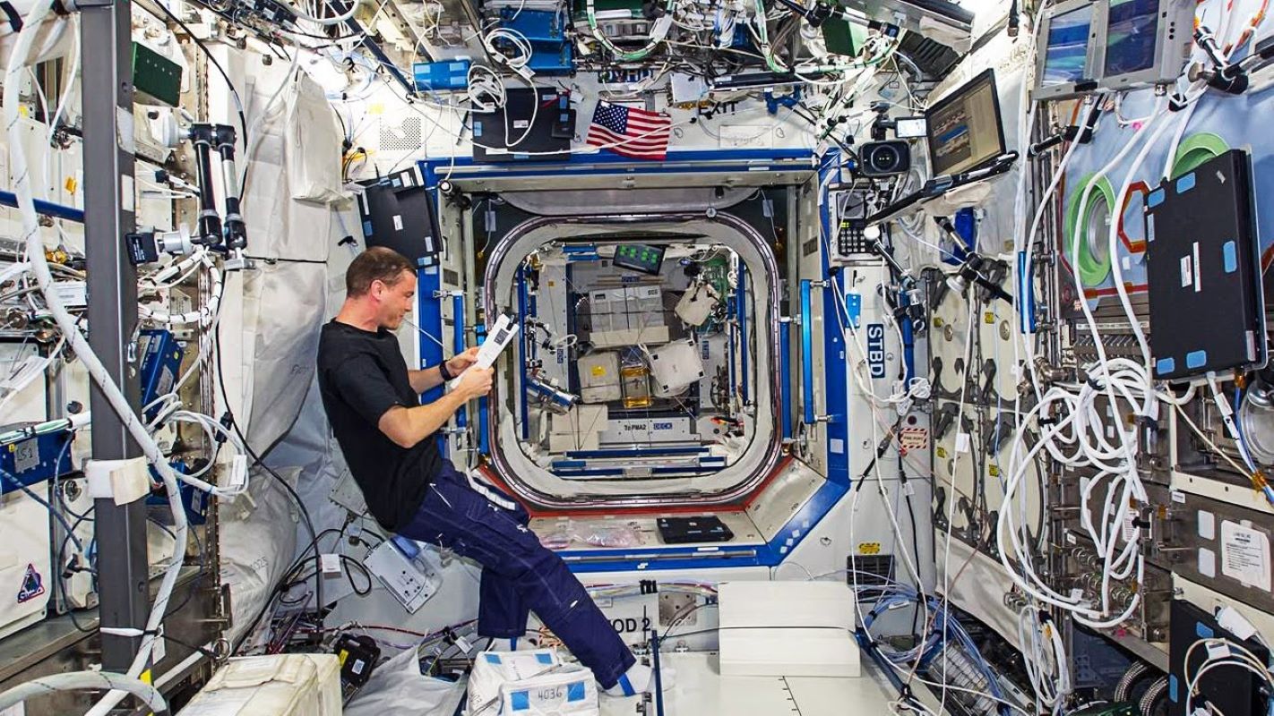 SpaceX sẽ chế tạo phương tiện đưa Trạm ISS về nơi "yên nghỉ" trên biển